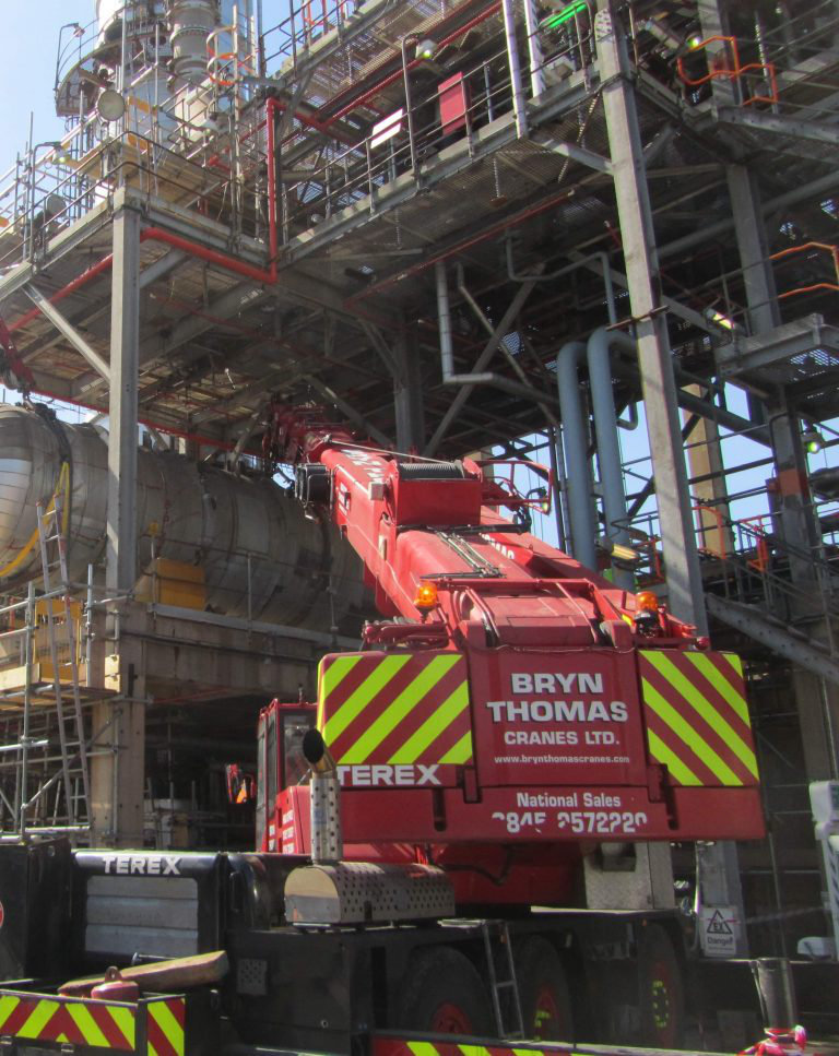 What Is A City Crane? - Bryn Thomas Cranes Limited